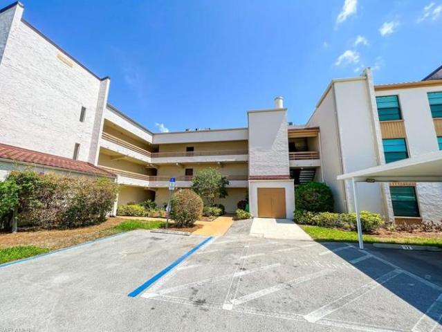 3605 Boca Ciega Dr #211, Naples, FL 34112