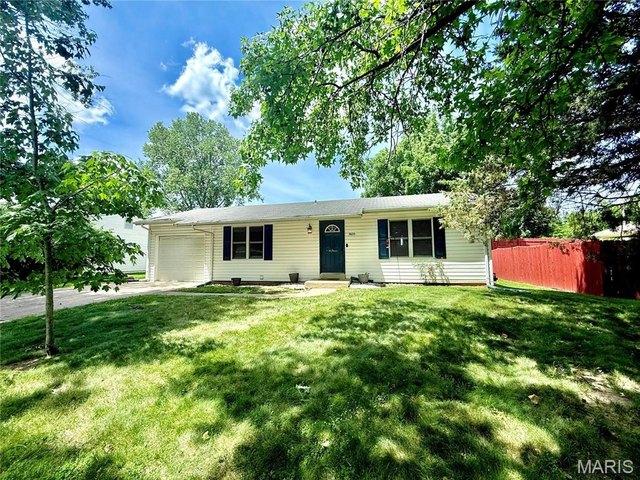 3605 Coriander Dr, Saint Charles, MO 63303