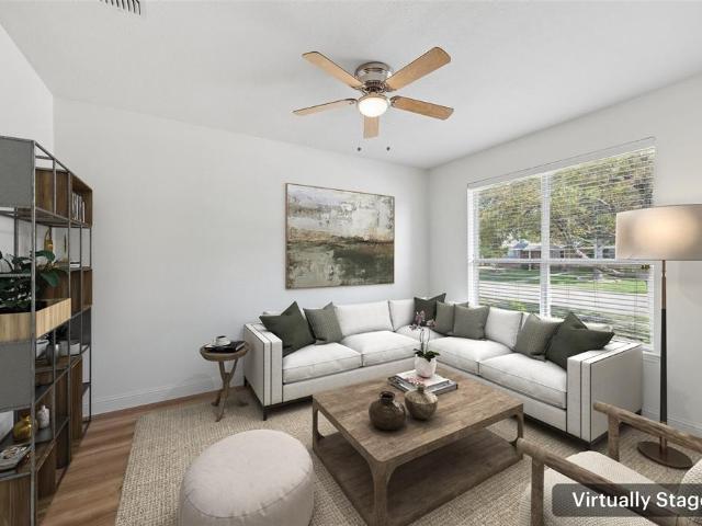 3605 Hawthorne Trail
