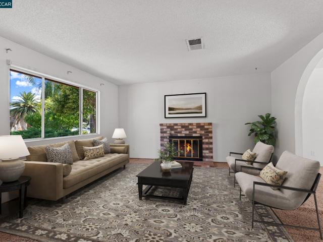 3605 Hemingway Drive