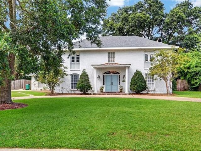 3605 Joyce Dr, Mandeville, LA 70448
