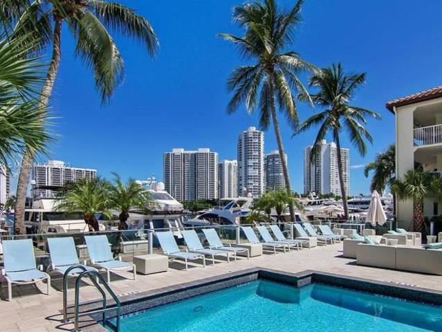 3605 207th St NE #1214, Aventura, FL 33180