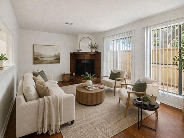 3606 Ocee St, Houston, TX 77063
