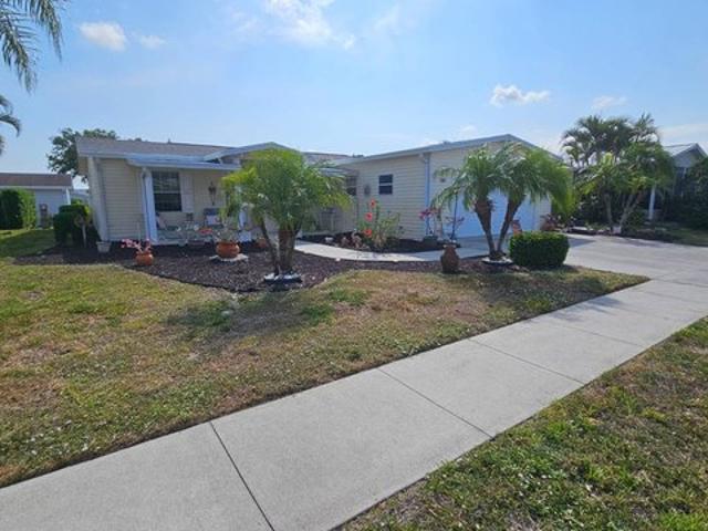 3606 Blue Lagoon Dr, Ruskin, FL 33570