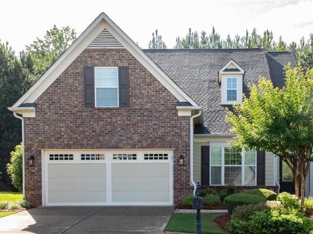 3606 Cedarwood Ln SW, Gainesville, GA 30504