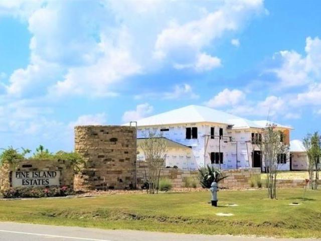 3606 S Pine Island Rd, Beaumont, TX 77713 | MLS #57884 | Compass
