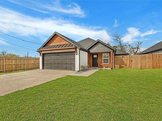3606 Sayle St, Greenville, TX 75401