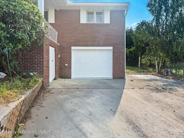 3606 Springer Avenue