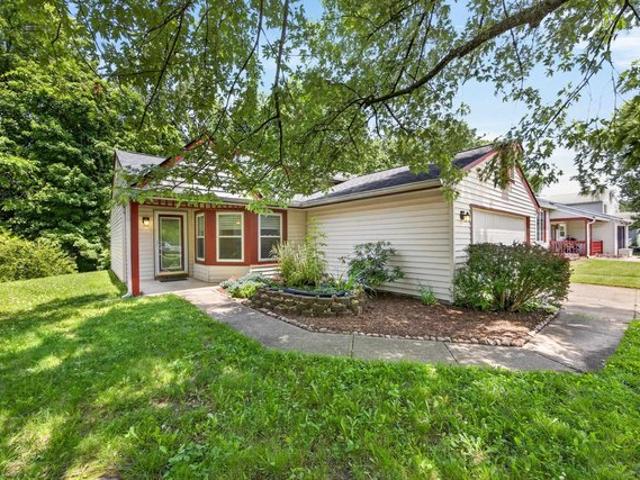3606 W Woodhaven Dr, Bloomington, IN 47403