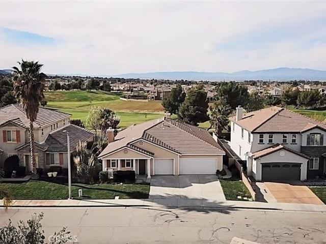 3607 Mountain Shadows Ct, Palmdale, CA 93551