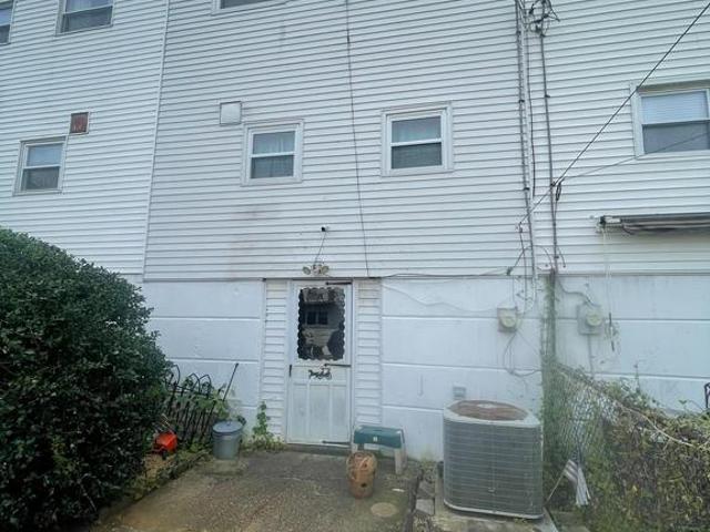 3607 N Hereford Lane
