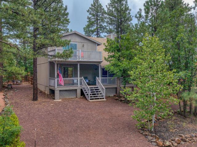 3607 Blacksmith Trail