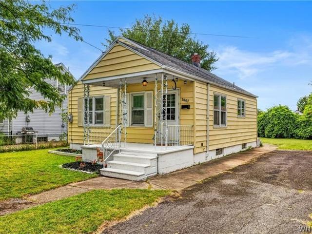 3607 Ferry Ave, Niagara Falls, NY 14301