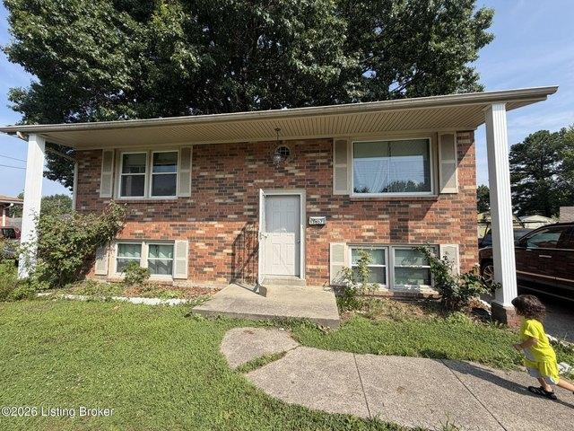 3607 Little John Ct, Louisville, KY 40219