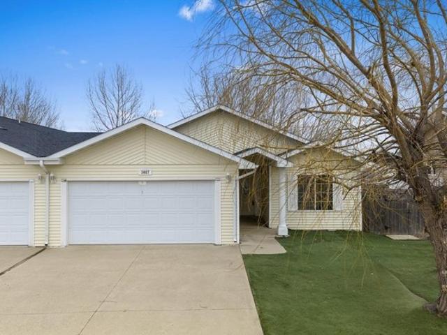 3607 13th St SW, Minot, ND 58701