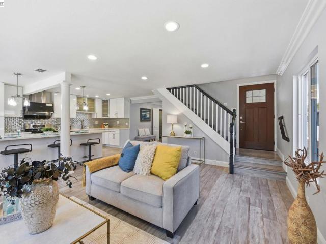 36088 Salisbury Dr
