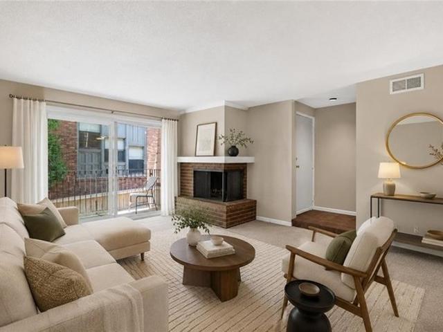 3608 Gillham Rd Apt 26, Kansas City, MO 64111