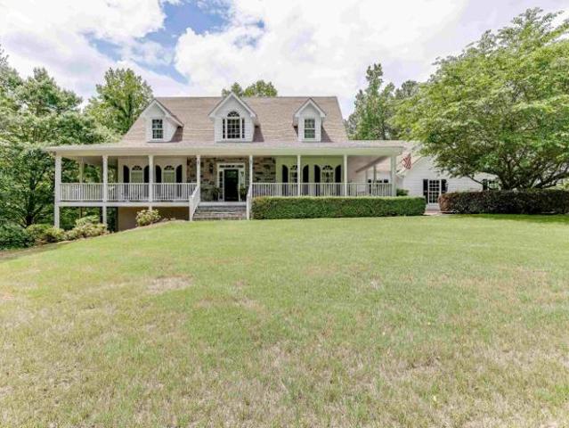 3608 Sunflower Dr, Buford, GA 30519