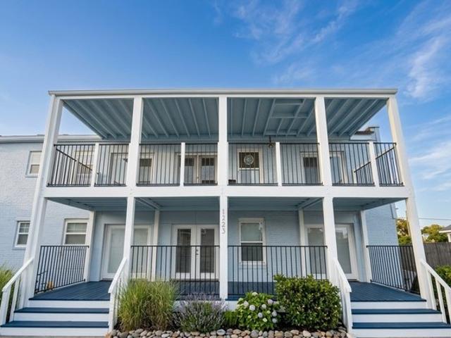 3609 Avenue S 1/2, Galveston, TX 77550