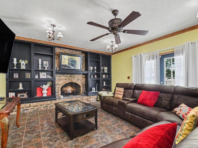 3609 Cortland Drive