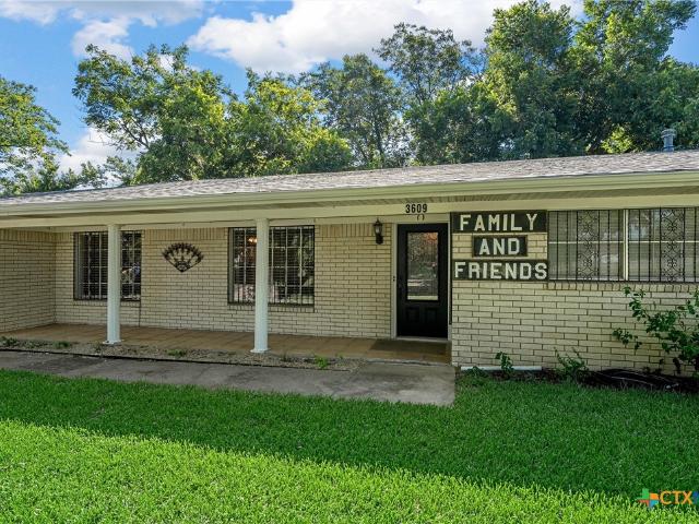 3609 Dogwood Lane