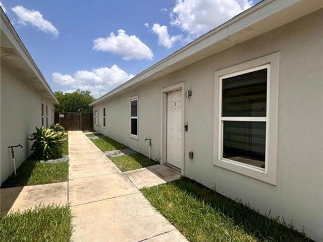 3609 Hawthorne Avenue 1