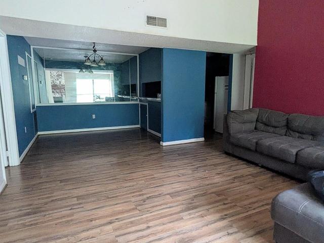 3609 Juneau Road