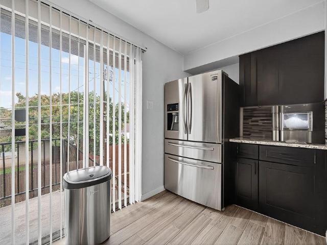 3609 Parkridge Drive # 204