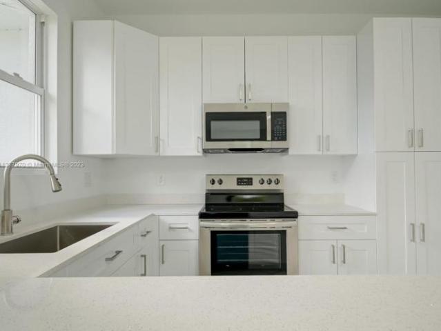 3609 64th St W, Lehigh Acres, FL 33971