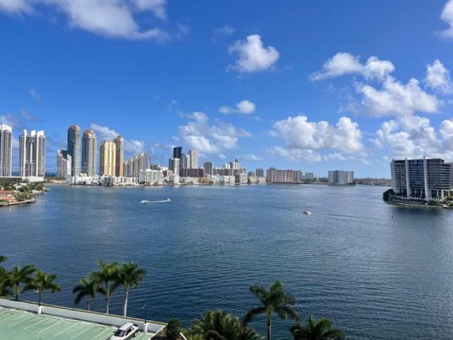 3600 Mystic Pointe Dr #1214 Aventura, FL 33180