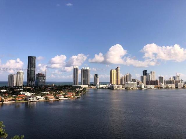 3600 Mystic Pointe Dr #1717, Aventura, FL 33180