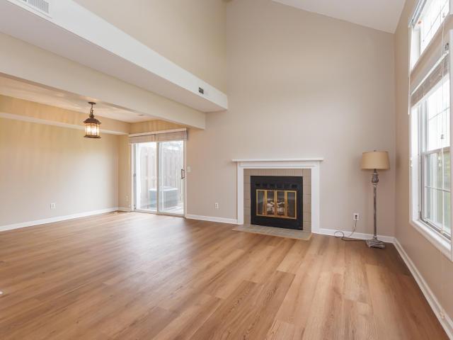 3600 N Lakeside Drive