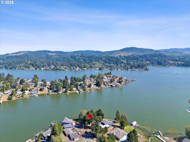 3600 NE West Devils Lake RD # 302/303