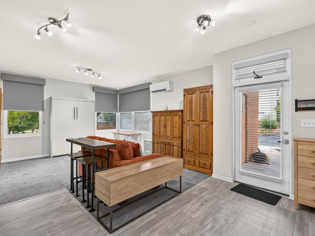 3600 Cerrillos 401B