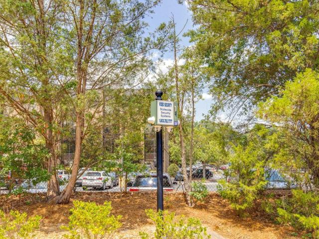 3600 Chateau Drive