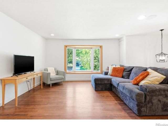 3600 Cloverleaf Drive