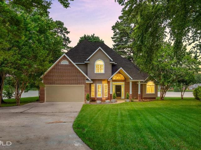 3600 crestview Circle