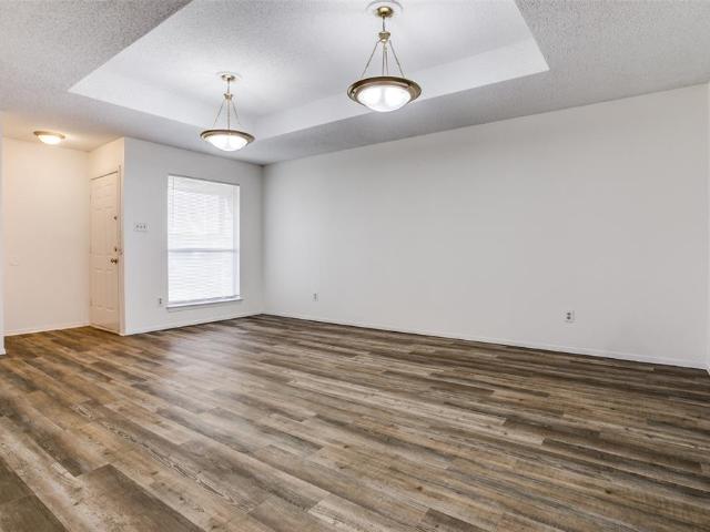 3600 Hulen Park Circle