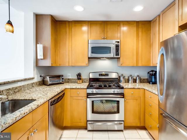 3600 S Glebe Road # 533W