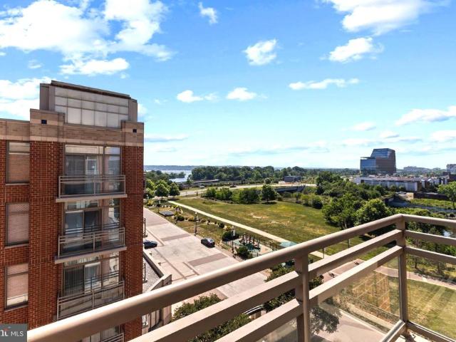 3600 S Glebe Road # 623W