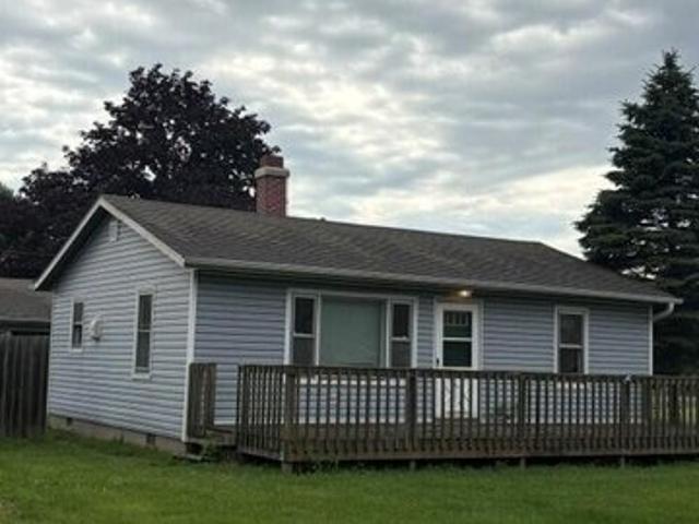 3600 Saint Joseph Pl, Hobart, IN 46342
