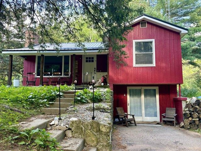 3601 Madison Rd, Manistee, MI 49660