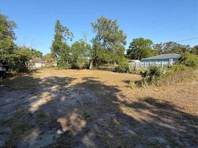 3601 N Garrison St, Tampa, FL 33619