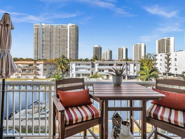 3601 NE 170th St Apt 301, North Miami Beach, FL 33160