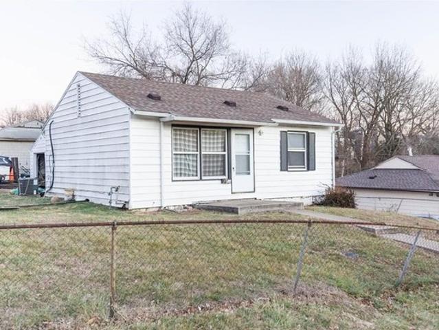 3601 Norton Ave, Kansas City, MO 64128