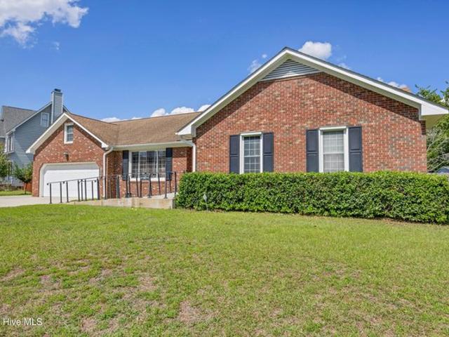 3601 Amber Dr, Wilmington, NC 28409