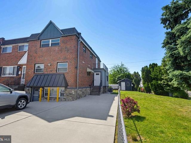 3601 Bandon Dr, Philadelphia, PA 19154