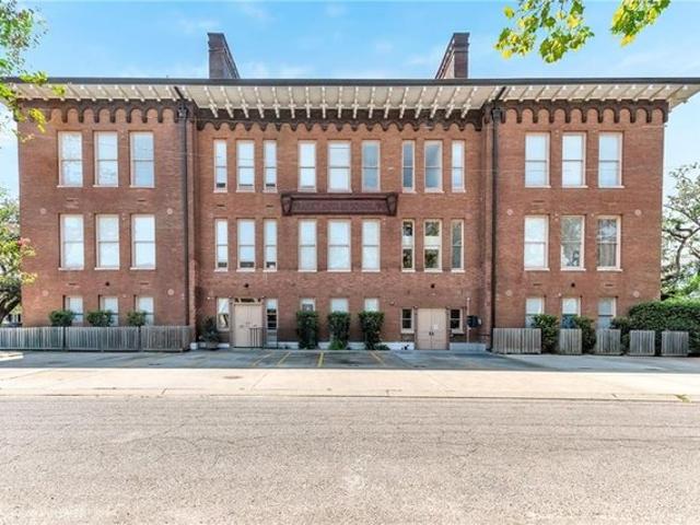 3601 Camp St Apt 105, New Orleans, LA 70115