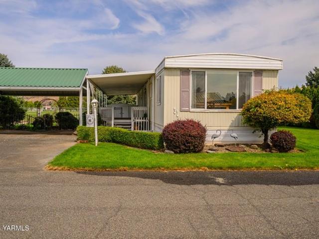 3601 Castlevale Rd Trlr 31, Yakima, WA 98902