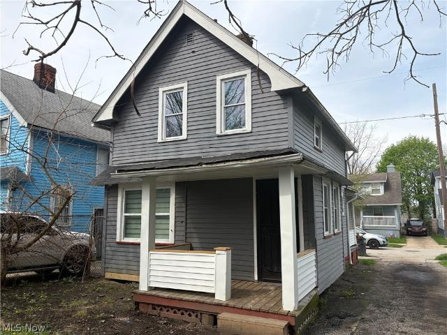 3601 E 104th Street